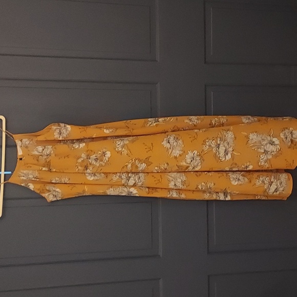 Hayden | Dresses | Flowy Lightweight Yellow Flower Print Maxi Dress ...